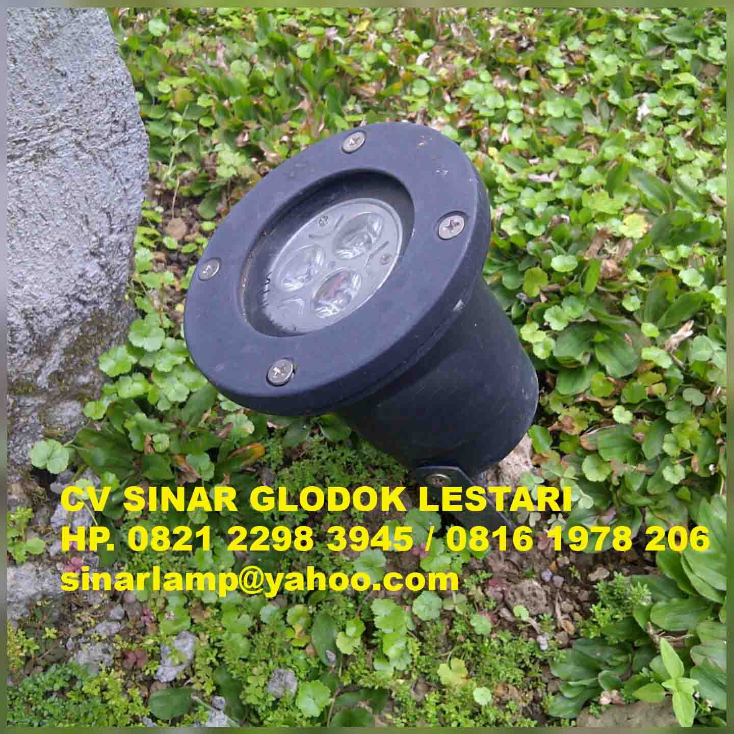 Lampu Sorot Led Untuk Taman / Lampu Taman Tenaga Surya Sorot 40 Led Lt ...