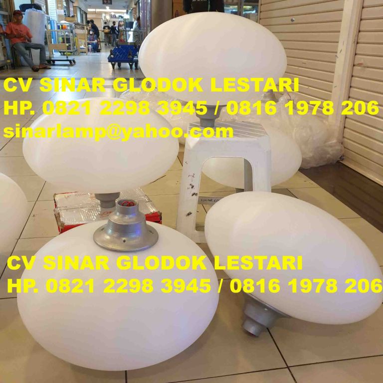 Lampu Taman Oval Polytelin 50cm