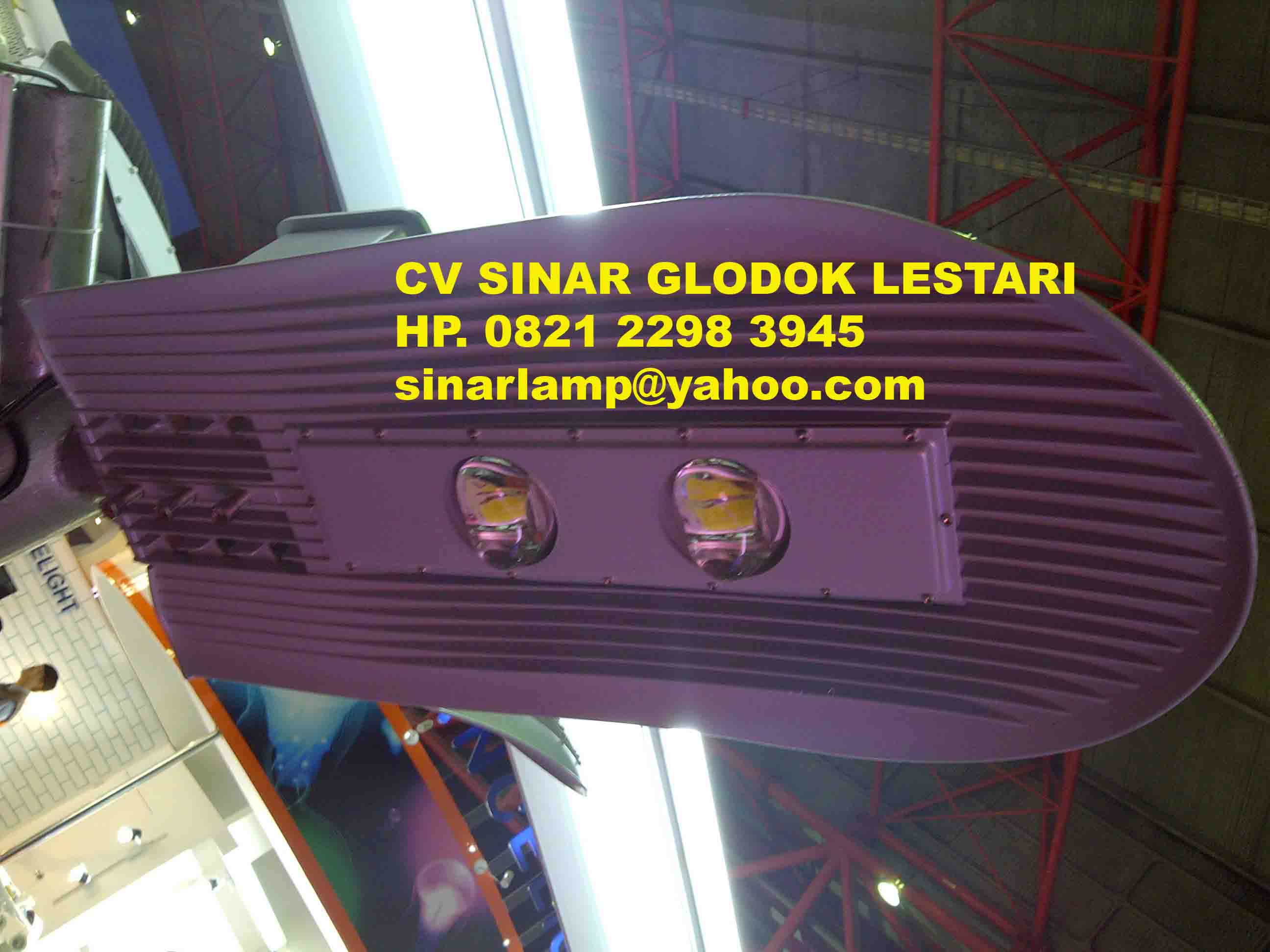 Lampu Jalan LED : Lampu Jalan LED 100 Watt